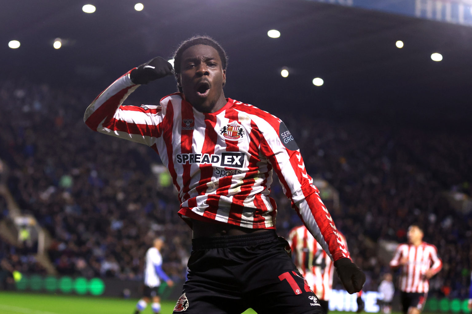 Sunderland star Eliezer Mayenda tops Championship for an impressive ...