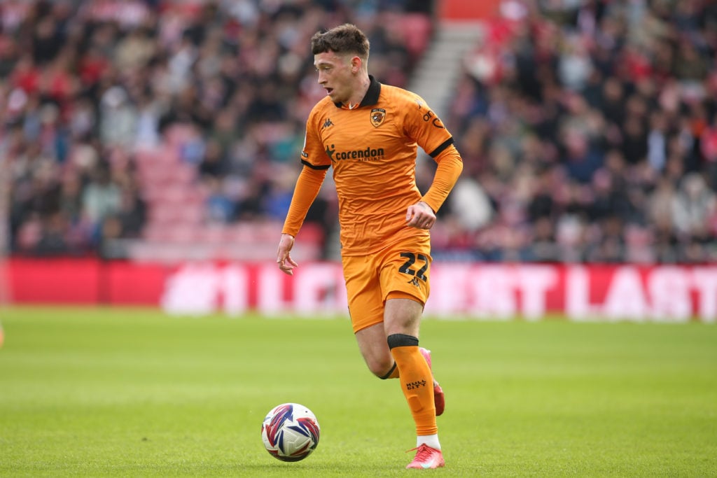 Louie Barry to Hull City transfer now hangs in the balance as Aston ...
