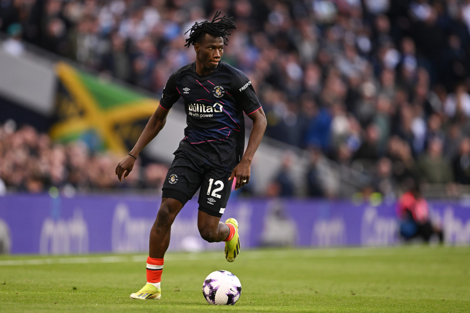 Wrexham 'close to finalising' deal to beat Ipswich Town and Leicester ...